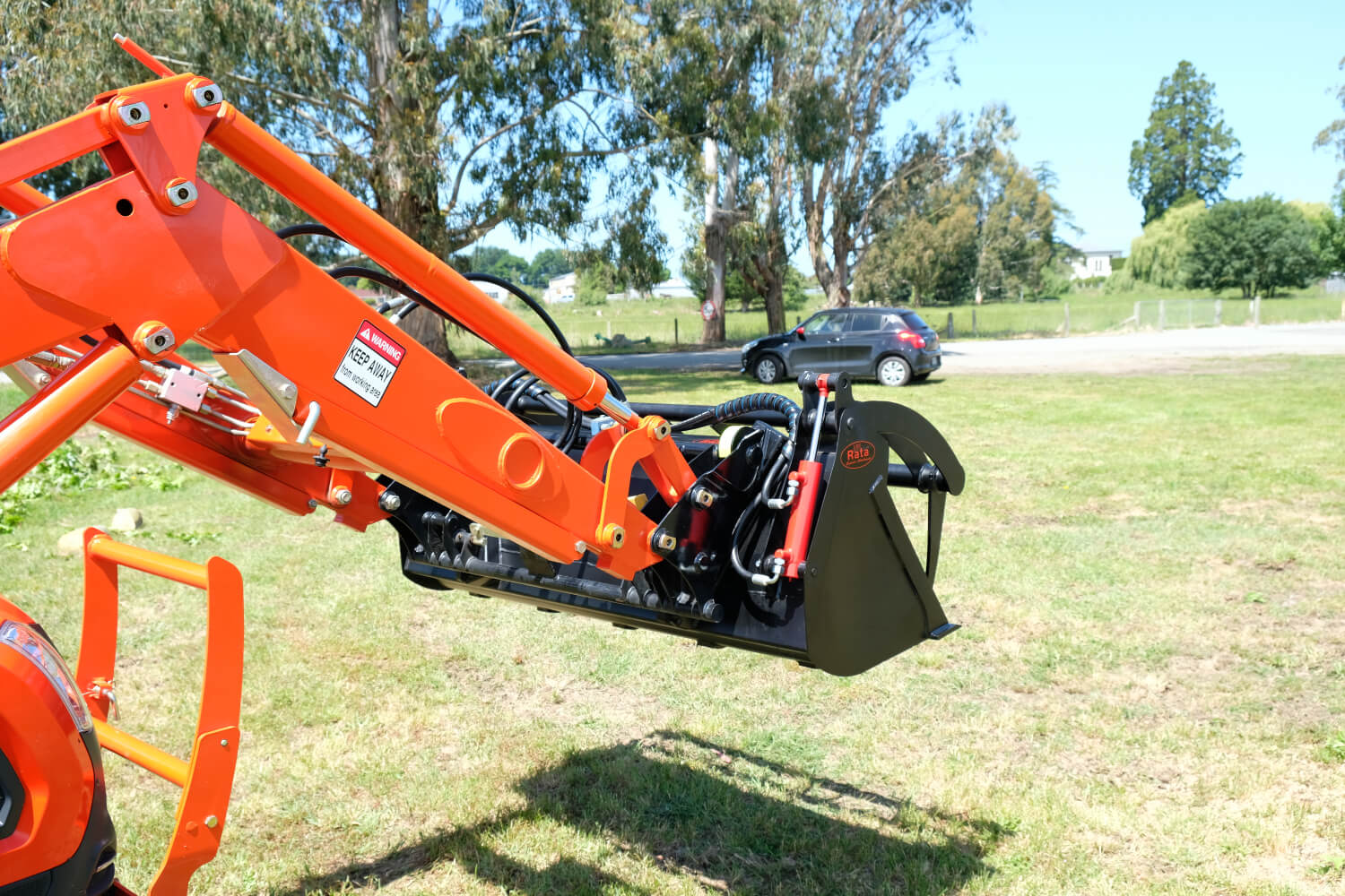 Compact Bucket Grab for Small Tractors | Rata Equipment