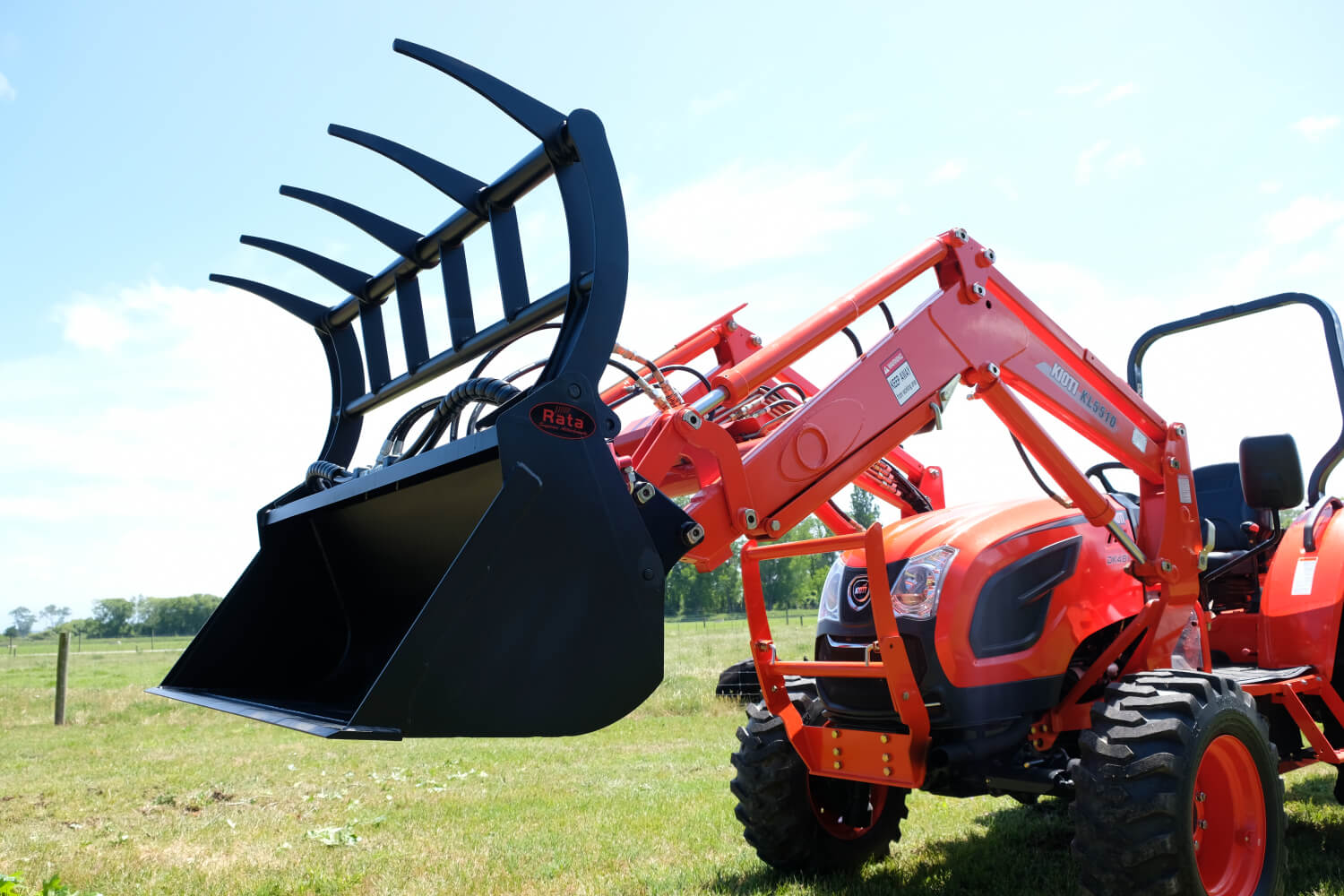 Compact Bucket Grab for Small Tractors | Rata Equipment
