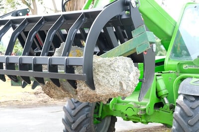 Power Claw™ multipurpose grapple attachment for tractors & telehandlers