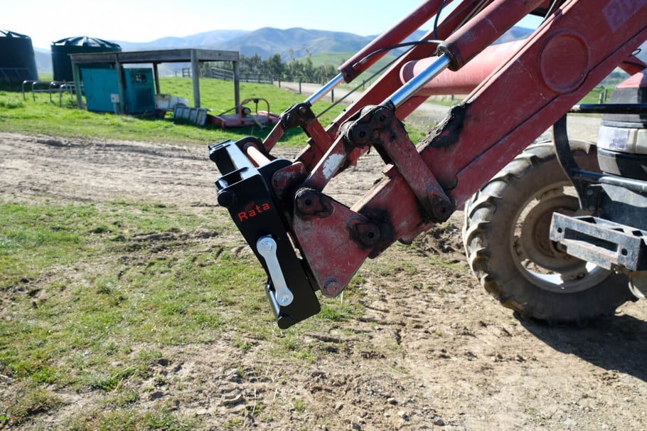 Quick Hitch vs. Euro Hitch vs. Manual Coupler: Which Is Best for Your ...