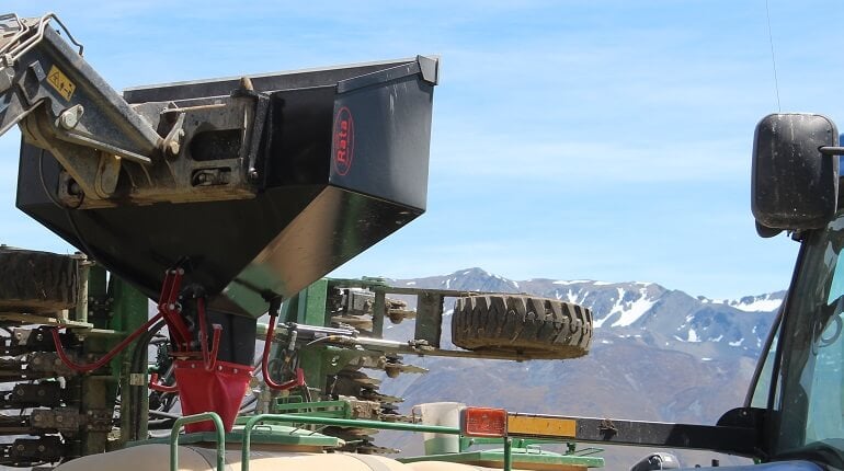 Funnel Bucket | Rata Funnel Bucket for Tractors & Telehandlers | Front ...